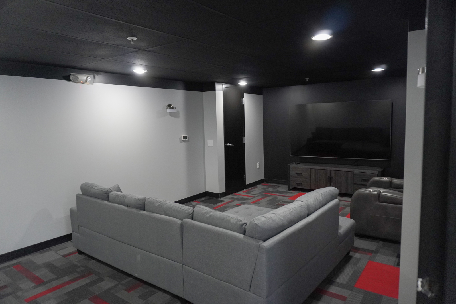 Gallery | Riverwalk Commons